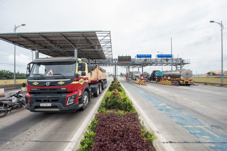 Transport and freight - Linfox