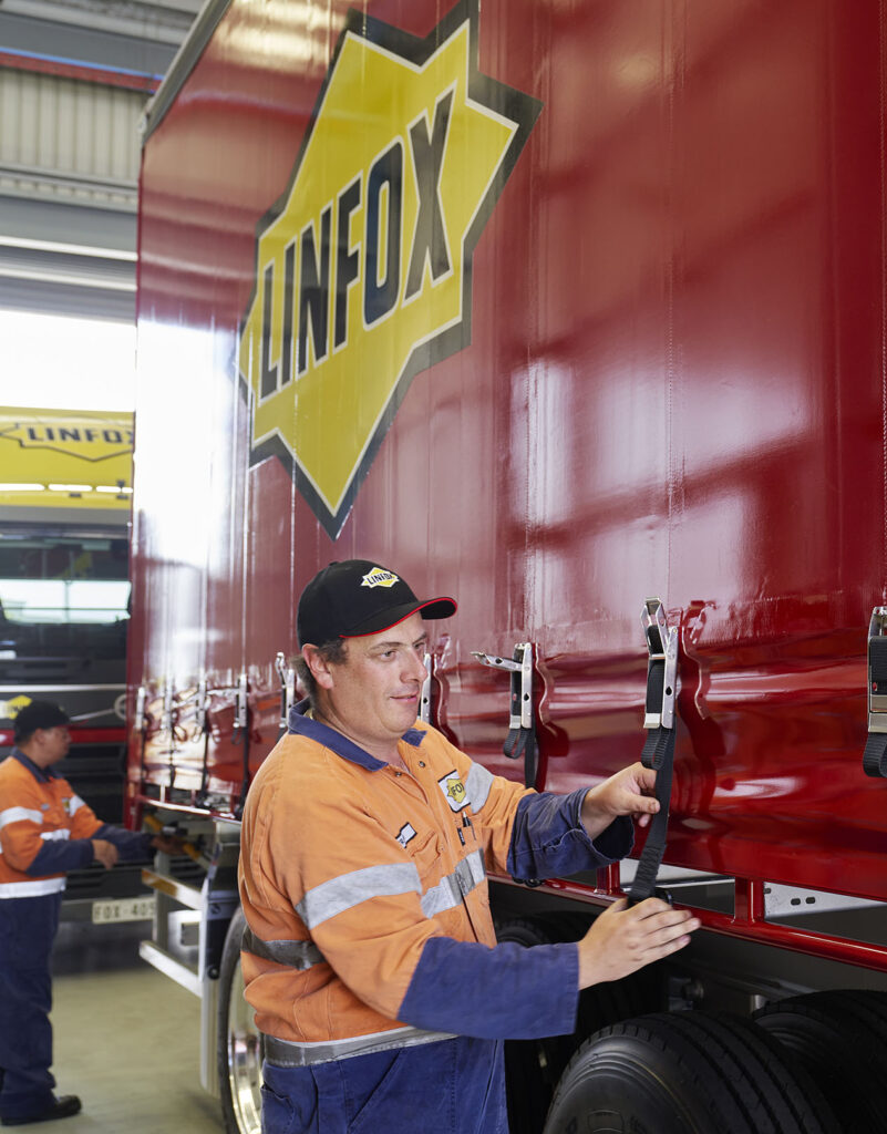 Linfox and Krueger team up to create state-of-the-art trailers - Linfox